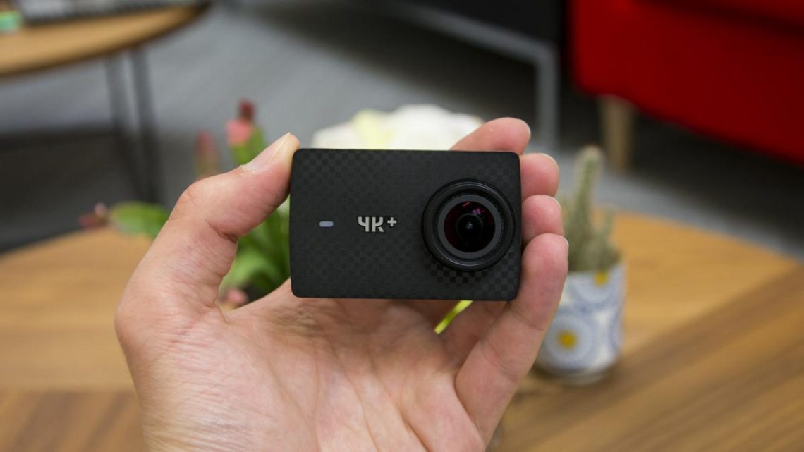 Đánh giá camera hành động Xiaomi Yi 4K+ (Plus) Action Camera